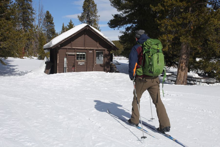 Warming-Hut | Yellowstone National Park Lodges