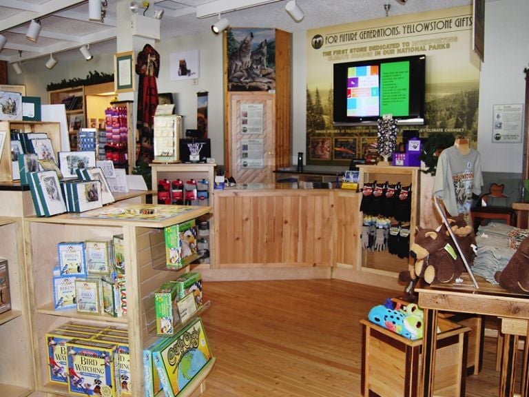 Mammoth Hot Springs Hotel Winter – Gift Shop | Yellowstone National ...