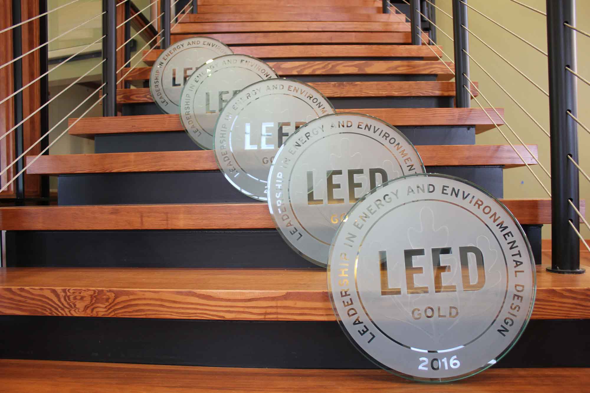 LEED-Plaques | Yellowstone National Park Lodges