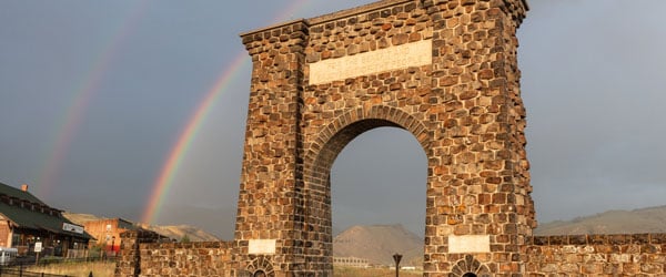 Arch-600x | Yellowstone National Park Lodges